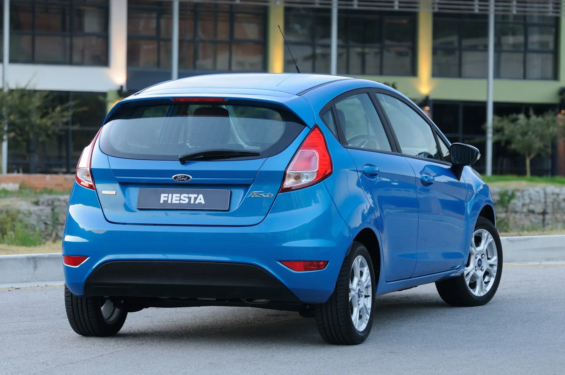 Stilvolle Ford Fiesta Reifengroe Ebenbild